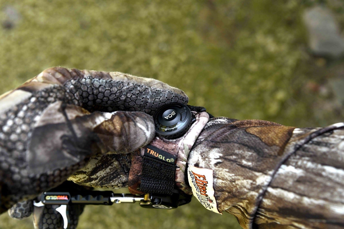 BOW RELEASE TECH: COMFORT AND FIT MEAN EVERYTHING - TruGlo